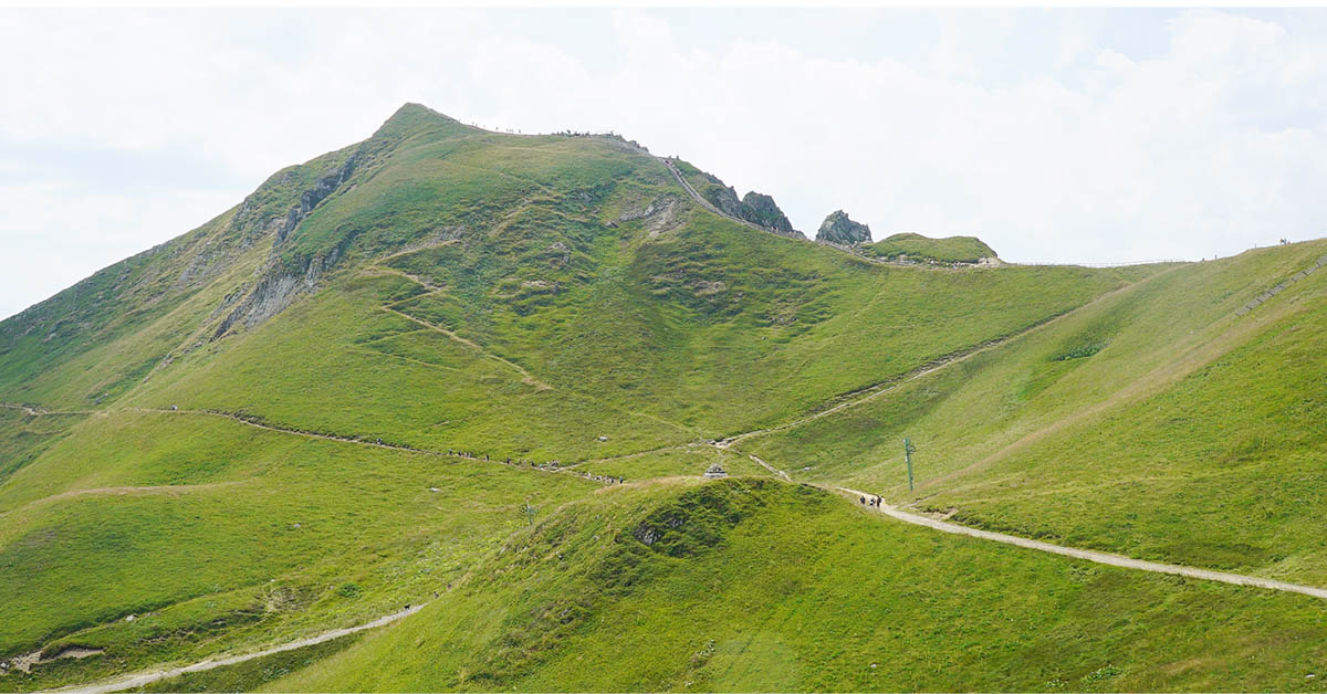 Volcan : 864 marches pour atteindre le Puy de Sancy