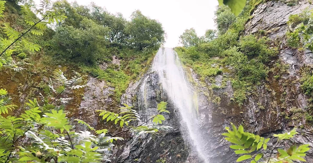 Auvergne : la Grande Cascade - le joyau du Mont-Dore de 30m